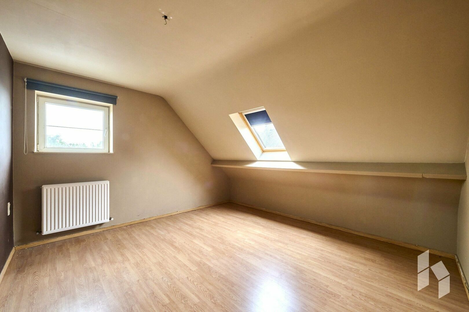 Duplex te koop in Leopoldsburg – Huiskantoor
